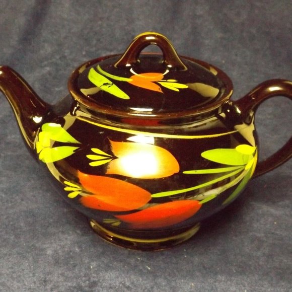 Royal Canadian Art Pottery | Kitchen | Vintage Royal Dripless Tea Pot ...